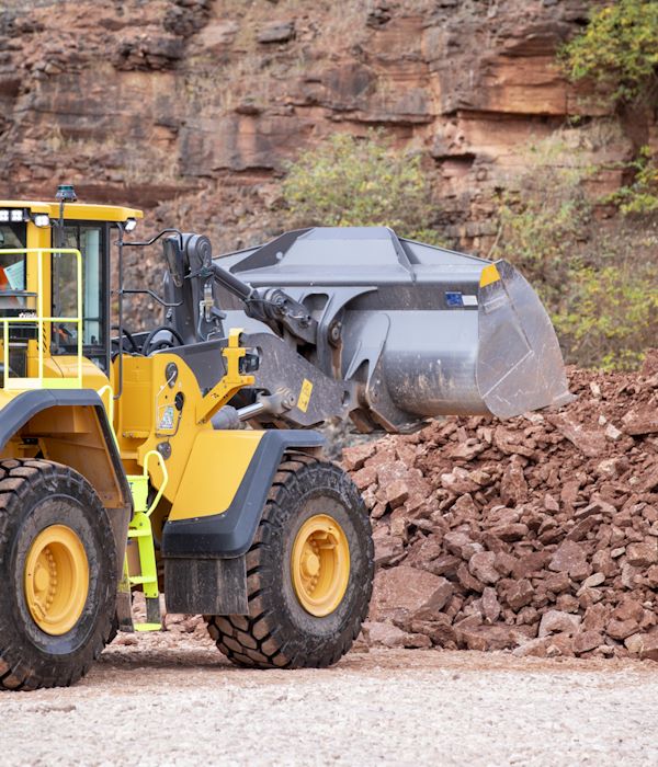 Our Apprenticeship Programmes | Tarmac Careers