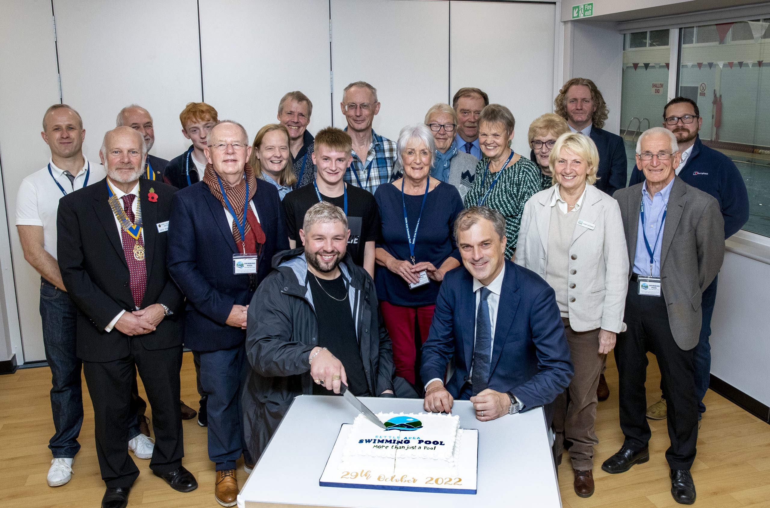 Tarmac donation makes a big splash in Settle Swimming Pool ...