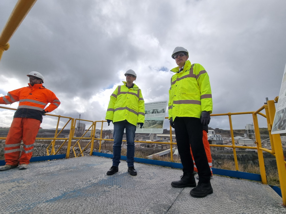 Shadow industry minister visits Tarmac’s Tunstead Quarry - Tarmac