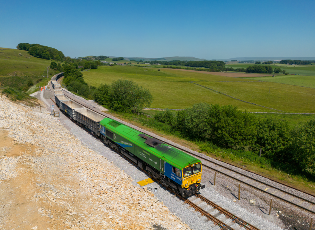 First train for new Tarmac Peak District rail link - Tarmac