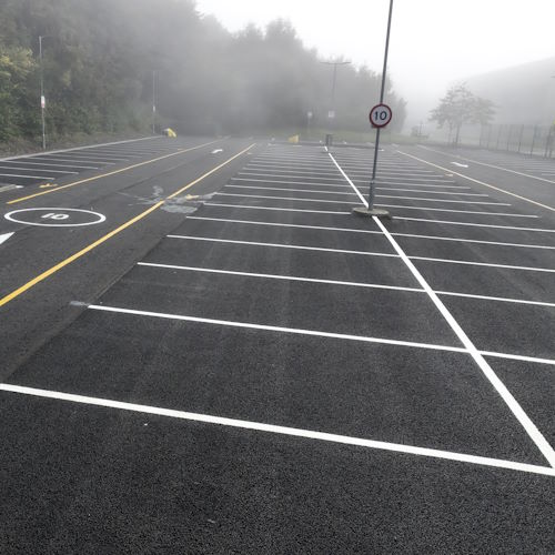 Fast draining porous asphalt hybrid car park surface for large ...