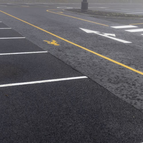 Fast draining porous asphalt hybrid car park surface for large ...