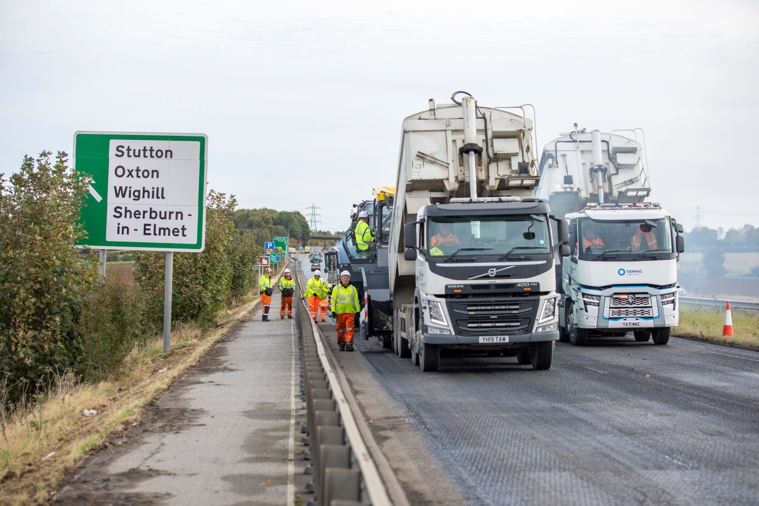 Tarmac and National Highways deliver groundbreaking carbon savings in ...